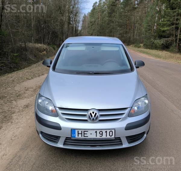 Volkswagen Golf Plus 2008 Rīga, ar dzinēja tilpumu 1.90 L un nobraukumu 101 tūkst. km par 2900 €, foto 2 vietnē AUTOMOTO.COM.LV