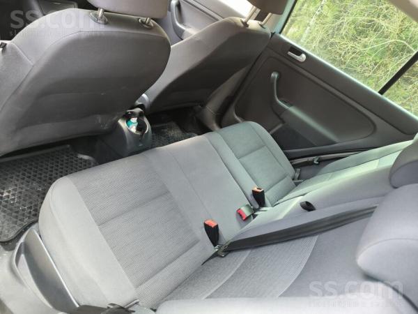 Volkswagen Golf Plus 2008 Rīga, ar dzinēja tilpumu 1.90 L un nobraukumu 101 tūkst. km par 2900 €, foto 6 vietnē AUTOMOTO.COM.LV