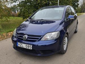 Volkswagen Golf Plus 2008 in Telschi, with an engine capacity of 1.90 L and mileage of 240 thousand km for 2480 €, photo 3 on AUTOMOTO.COM.LV