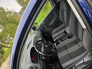 Volkswagen Golf Plus 2008 in Telschi, with an engine capacity of 1.90 L and mileage of 240 thousand km for 2480 €, photo 9 on AUTOMOTO.COM.LV