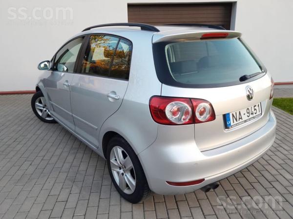 Volkswagen Golf Plus 2009 Liepāja, ar dzinēja tilpumu 2.00 L un nobraukumu 223 tūkst. km par 3290 €, foto 5 vietnē AUTOMOTO.COM.LV