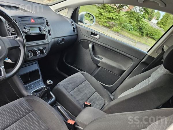 Volkswagen Golf Plus 2009 in Jekabpils, with an engine capacity of 1.40 L and mileage of 212 thousand km for 3790 €, photo 8 on AUTOMOTO.COM.LV