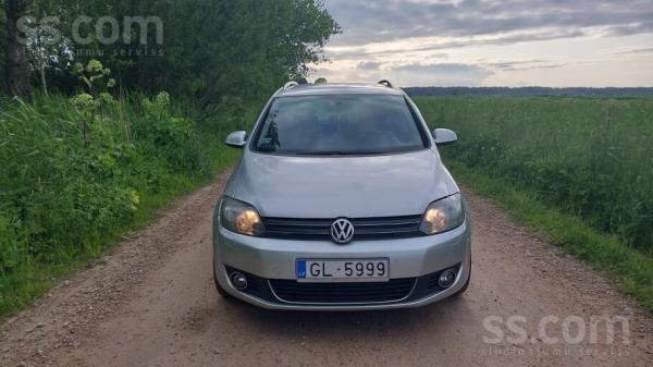 Volkswagen Golf Plus 2009 in Riga, with an engine capacity of 2.00 L and mileage of 328 thousand km for 3750 €, photo 3 on AUTOMOTO.COM.LV