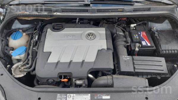 Volkswagen Golf Plus 2009 in Riga, with an engine capacity of 2.00 L and mileage of 328 thousand km for 3750 €, photo 10 on AUTOMOTO.COM.LV