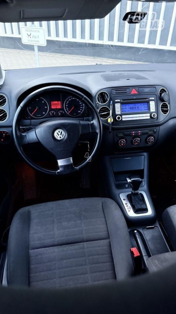 Volkswagen Golf Plus 2009 in Vilnius, with an engine capacity of 1.90 L and mileage of 290 thousand km for 1200 €, photo 5 on AUTOMOTO.COM.LV