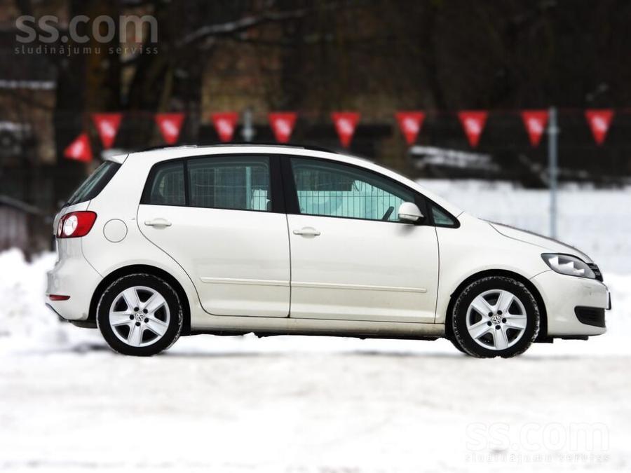 Volkswagen Golf Plus 2009 in Riga, with an engine capacity of 1.40 L and mileage of 267 thousand km for 4490 €, photo 4 on AUTOMOTO.COM.LV