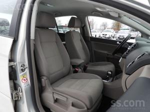 Volkswagen Golf Plus 2009 in Riga, with an engine capacity of 1.40 L and mileage of 267 thousand km for 4490 €, photo 11 on AUTOMOTO.COM.LV