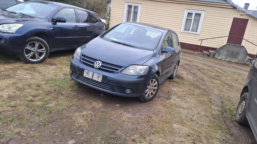 Volkswagen Golf Plus 2009 in Vilnius, with an engine capacity of 1.90 L and mileage of 326 thousand km for 2550 €, photo 1 on AUTOMOTO.COM.LV