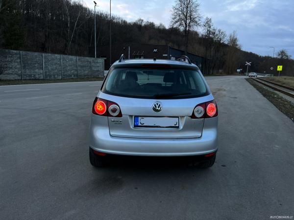 Volkswagen Golf Plus 2009 Kauņa, ar dzinēja tilpumu 1.90 L un nobraukumu 351 tūkst. km par 1900 €, foto 4 vietnē AUTOMOTO.COM.LV