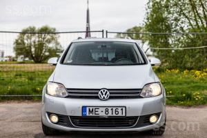 Volkswagen Golf Plus 2009 Rīga, ar dzinēja tilpumu 1.60 L un nobraukumu 281 tūkst. km par 5490 €, foto 4 vietnē AUTOMOTO.COM.LV