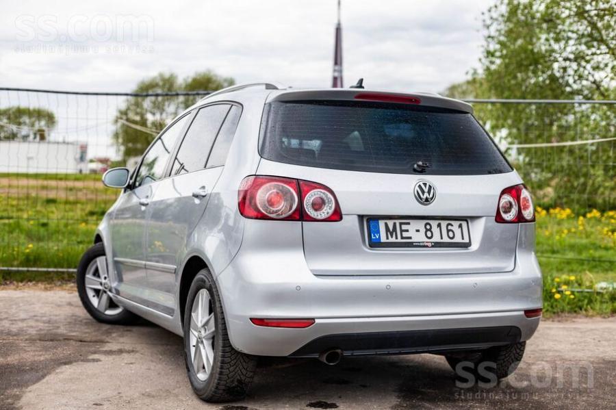 Volkswagen Golf Plus 2009 Rīga, ar dzinēja tilpumu 1.60 L un nobraukumu 281 tūkst. km par 5490 €, foto 7 vietnē AUTOMOTO.COM.LV