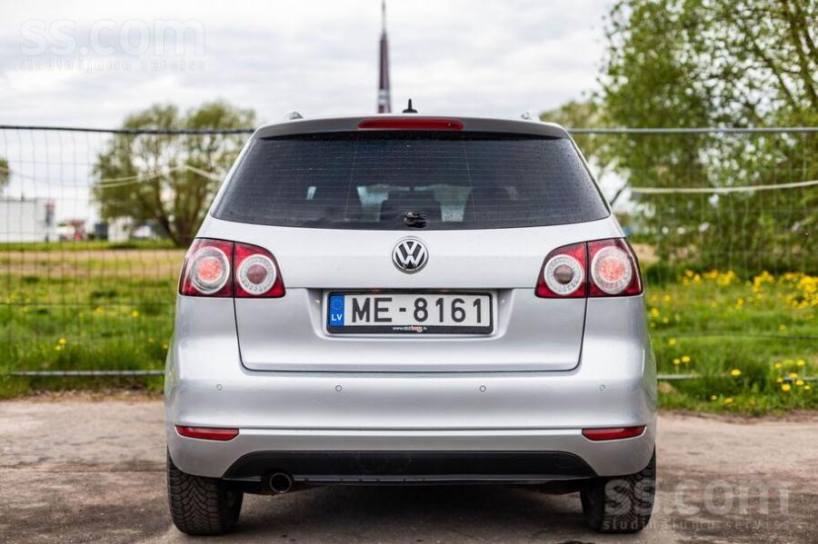 Volkswagen Golf Plus 2009 Rīga, ar dzinēja tilpumu 1.60 L un nobraukumu 281 tūkst. km par 5490 €, foto 9 vietnē AUTOMOTO.COM.LV