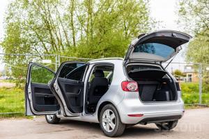 Volkswagen Golf Plus 2009 Rīga, ar dzinēja tilpumu 1.60 L un nobraukumu 281 tūkst. km par 5490 €, foto 10 vietnē AUTOMOTO.COM.LV