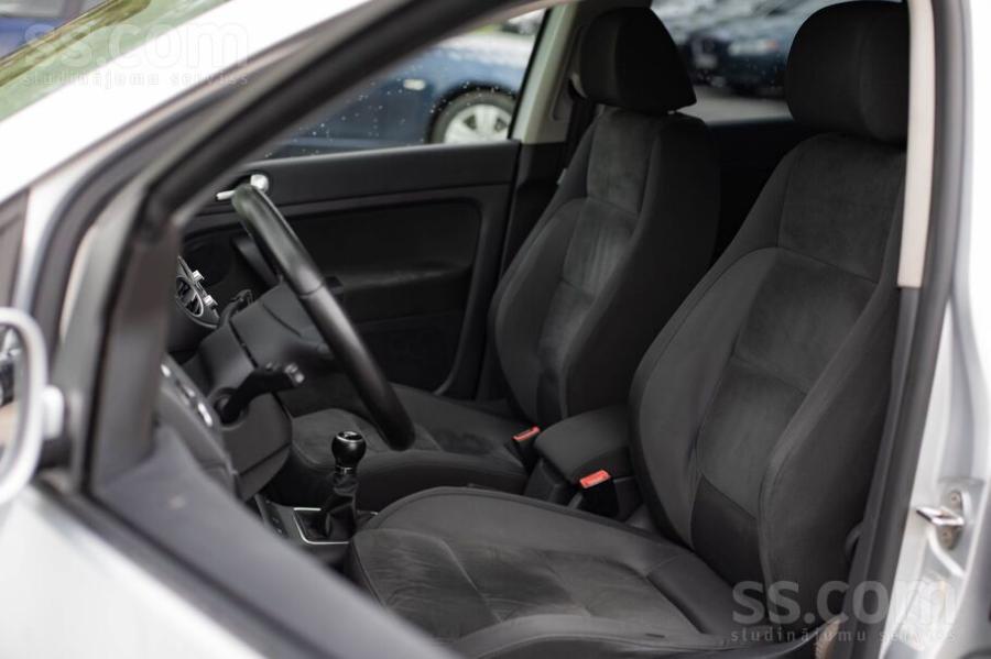 Volkswagen Golf Plus 2009 Rīga, ar dzinēja tilpumu 1.60 L un nobraukumu 281 tūkst. km par 5490 €, foto 13 vietnē AUTOMOTO.COM.LV