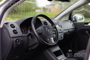 Volkswagen Golf Plus 2009 Rīga, ar dzinēja tilpumu 1.60 L un nobraukumu 281 tūkst. km par 5490 €, foto 14 vietnē AUTOMOTO.COM.LV