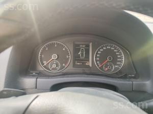Volkswagen Golf Plus 2009 Rīga, ar dzinēja tilpumu 1.60 L un nobraukumu 336 tūkst. km par 1650 €, foto 8 vietnē AUTOMOTO.COM.LV
