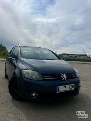 Volkswagen Golf Plus 2009 Panevēža, ar dzinēja tilpumu 1.40 L un nobraukumu 240 tūkst. km par 2500 €, foto  vietnē AUTOMOTO.COM.LV