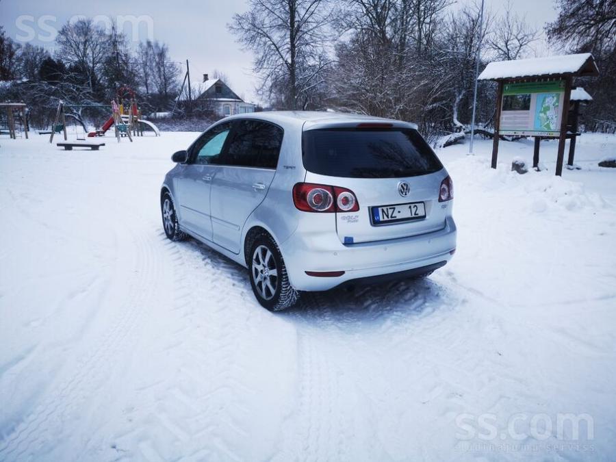 Volkswagen Golf Plus 2010 in Daugavpils, with an engine capacity of 1.60 L and mileage of 247 thousand km for 3750 €, photo 3 on AUTOMOTO.COM.LV