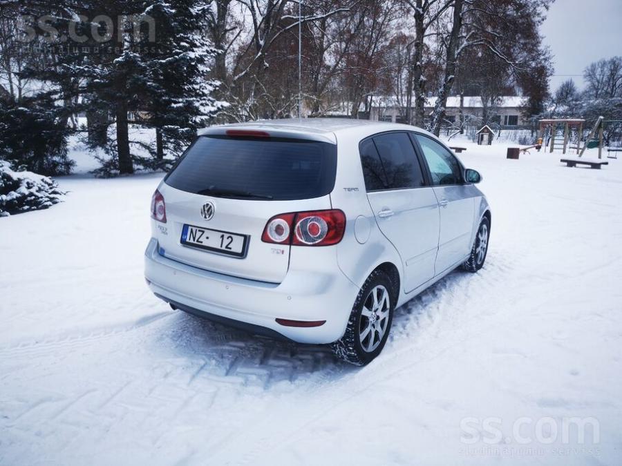 Volkswagen Golf Plus 2010 in Daugavpils, with an engine capacity of 1.60 L and mileage of 247 thousand km for 3750 €, photo 4 on AUTOMOTO.COM.LV