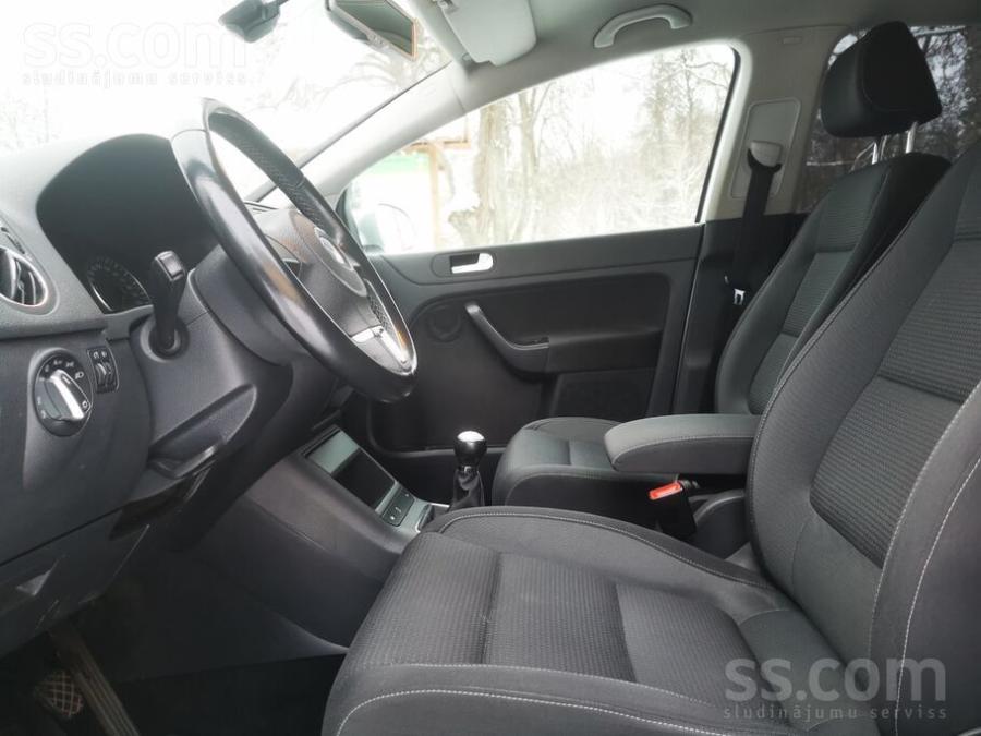 Volkswagen Golf Plus 2010 in Daugavpils, with an engine capacity of 1.60 L and mileage of 247 thousand km for 3750 €, photo 7 on AUTOMOTO.COM.LV