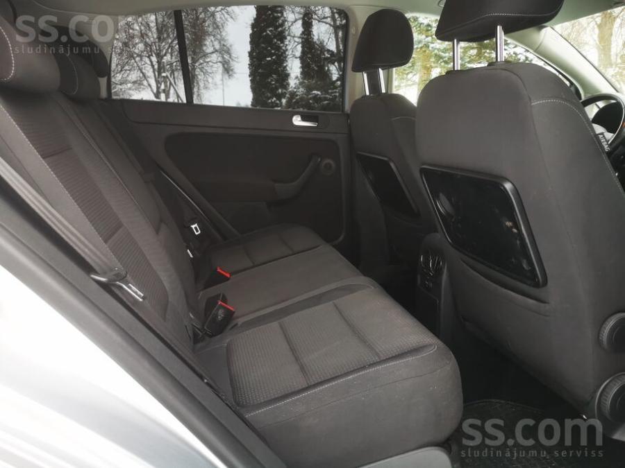 Volkswagen Golf Plus 2010 in Daugavpils, with an engine capacity of 1.60 L and mileage of 247 thousand km for 3750 €, photo 16 on AUTOMOTO.COM.LV