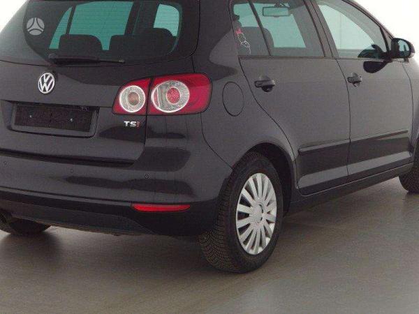 Volkswagen Golf Plus 2010 Viļņa, ar dzinēja tilpumu 1.39 L un nobraukumu 184 tūkst. km par 3100 €, foto 6 vietnē AUTOMOTO.COM.LV