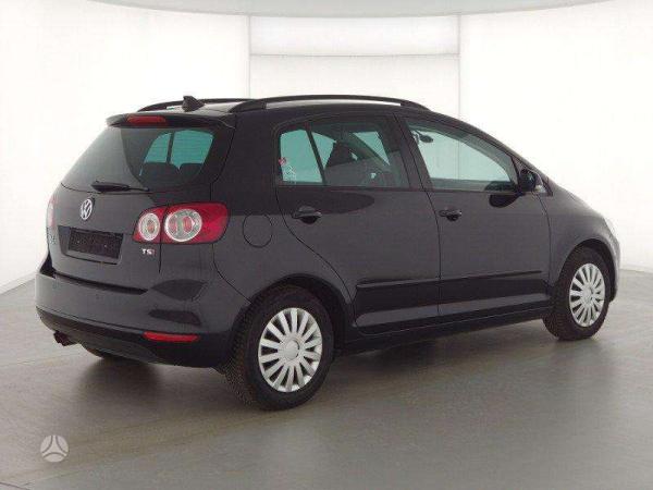 Volkswagen Golf Plus 2010 Viļņa, ar dzinēja tilpumu 1.39 L un nobraukumu 184 tūkst. km par 3100 €, foto 9 vietnē AUTOMOTO.COM.LV