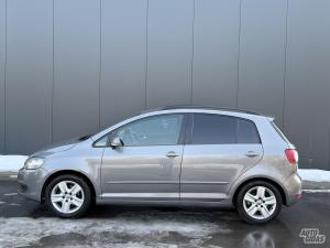 Volkswagen Golf Plus 2010 Panevēža, ar dzinēja tilpumu 1.60 L un nobraukumu 272 tūkst. km par 2790 €, foto 5 vietnē AUTOMOTO.COM.LV