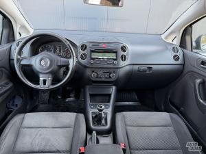 Volkswagen Golf Plus 2010 Panevēža, ar dzinēja tilpumu 1.60 L un nobraukumu 272 tūkst. km par 2790 €, foto 10 vietnē AUTOMOTO.COM.LV