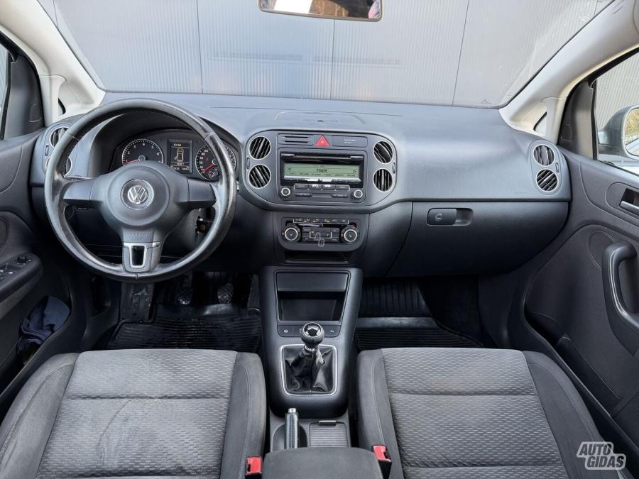 Volkswagen Golf Plus 2010 Panevēža, ar dzinēja tilpumu 1.60 L un nobraukumu 272 tūkst. km par 2790 €, foto 10 vietnē AUTOMOTO.COM.LV