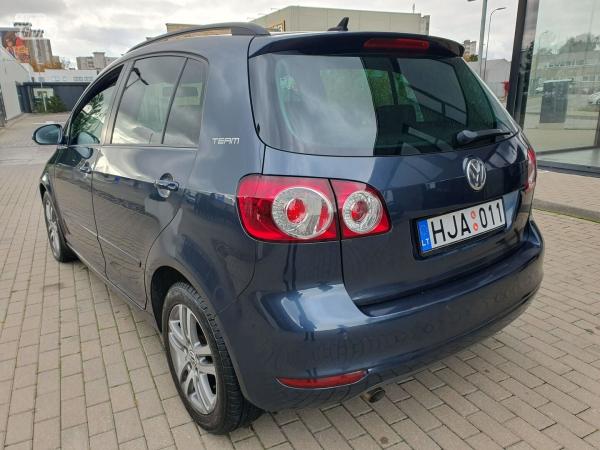 Volkswagen Golf Plus 2010 in Kaunas, with an engine capacity of 1.60 L and mileage of 300 thousand km for 3450 €, photo 4 on AUTOMOTO.COM.LV