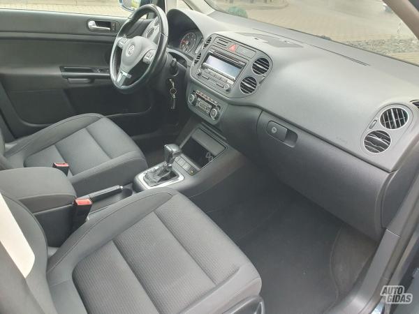 Volkswagen Golf Plus 2010 in Kaunas, with an engine capacity of 1.60 L and mileage of 300 thousand km for 3450 €, photo 7 on AUTOMOTO.COM.LV