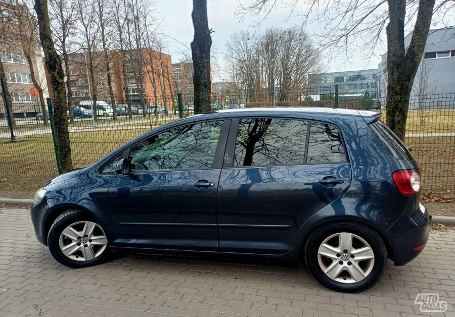 Volkswagen Golf Plus 2010 in Kaunas, with an engine capacity of 2.00 L and mileage of 316 thousand km for 2650 €, photo 2 on AUTOMOTO.COM.LV