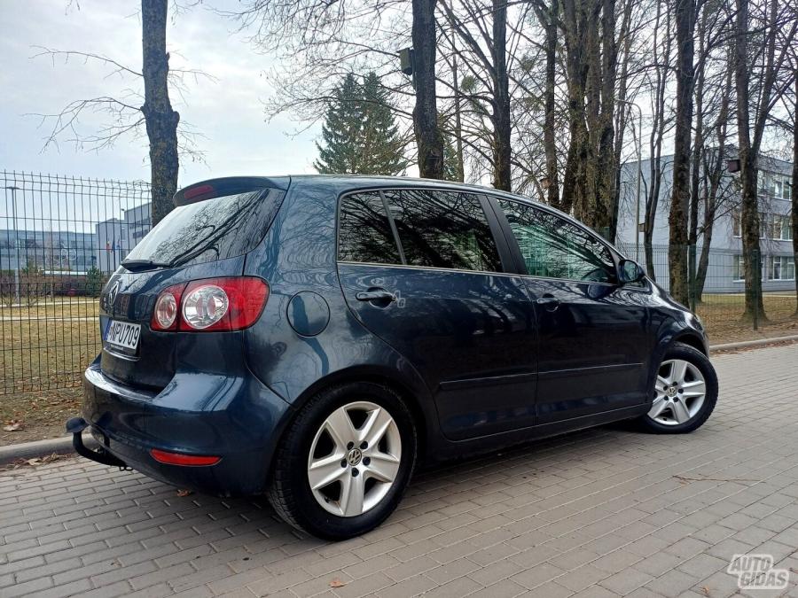 Volkswagen Golf Plus 2010 in Kaunas, with an engine capacity of 2.00 L and mileage of 316 thousand km for 2650 €, photo 3 on AUTOMOTO.COM.LV