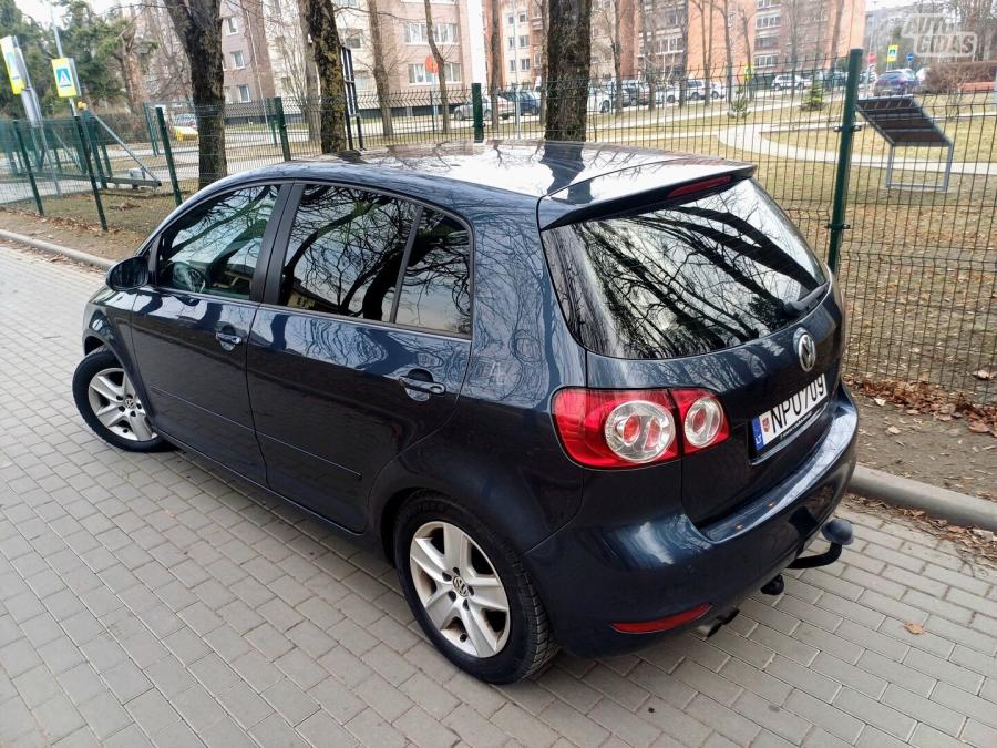 Volkswagen Golf Plus 2010 in Kaunas, with an engine capacity of 2.00 L and mileage of 316 thousand km for 2650 €, photo 7 on AUTOMOTO.COM.LV