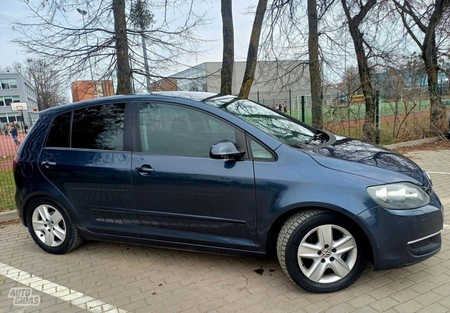 Volkswagen Golf Plus 2010 Kauņa, ar dzinēja tilpumu 2.00 L un nobraukumu 321 tūkst. km par 2650 €, foto 4 vietnē AUTOMOTO.COM.LV