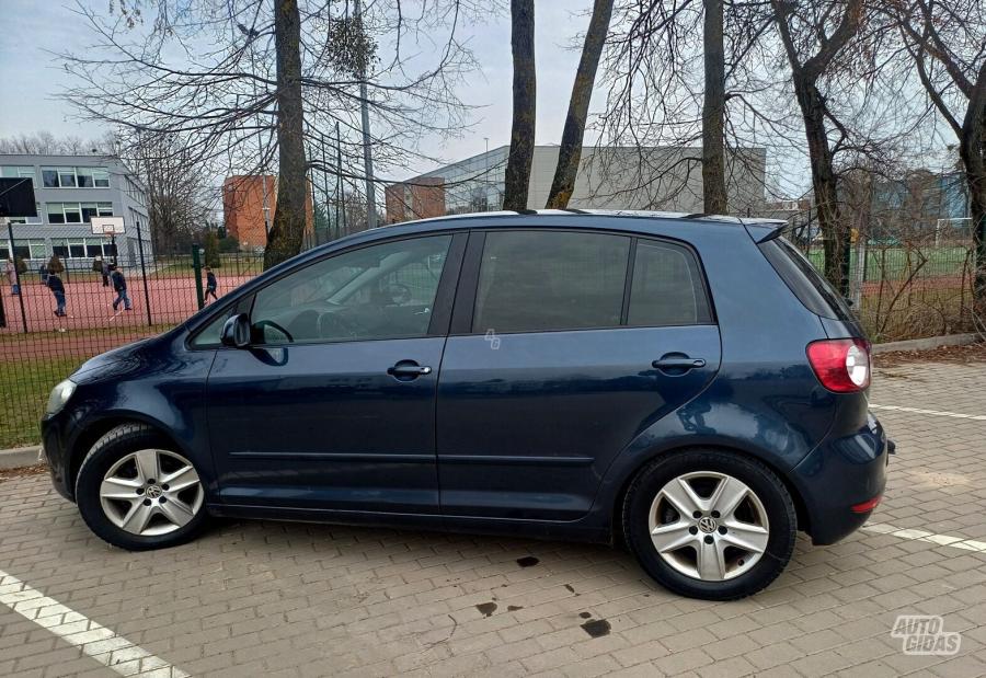 Volkswagen Golf Plus 2010 Kauņa, ar dzinēja tilpumu 2.00 L un nobraukumu 321 tūkst. km par 2650 €, foto 13 vietnē AUTOMOTO.COM.LV