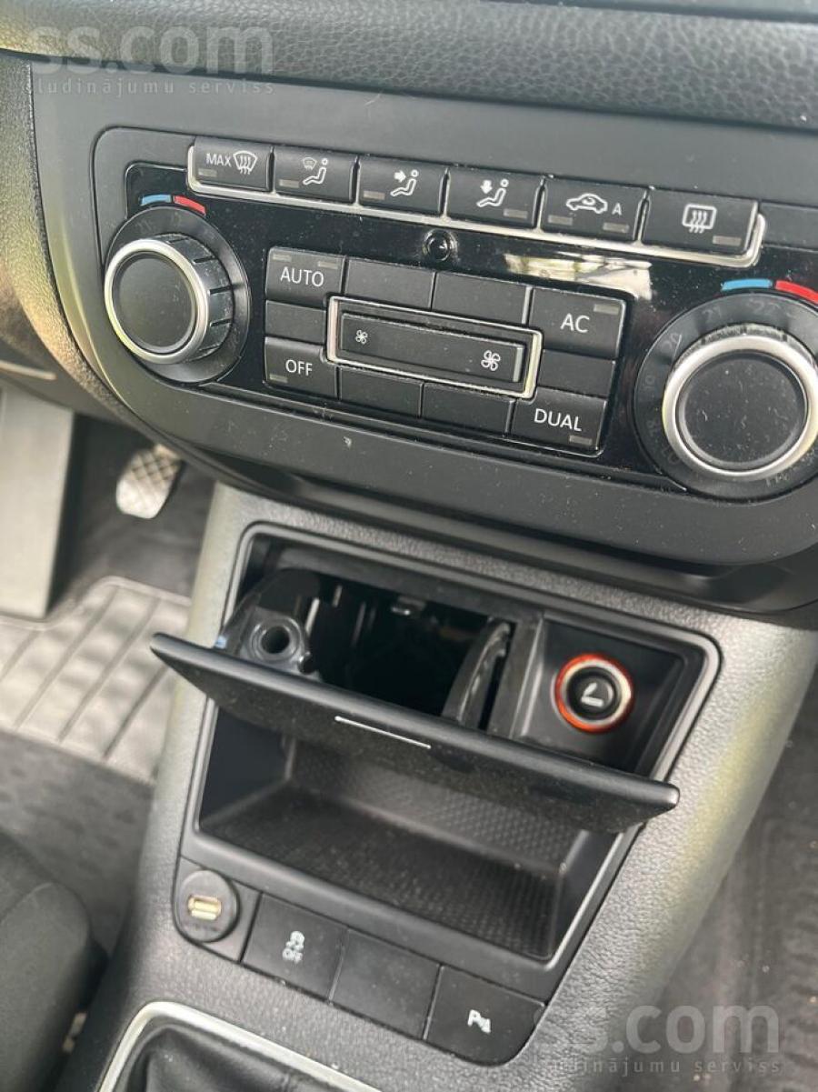 Volkswagen Golf Plus 2010 Ogre, ar dzinēja tilpumu 1.60 L un nobraukumu 268 tūkst. km par 2600 €, foto 6 vietnē AUTOMOTO.COM.LV