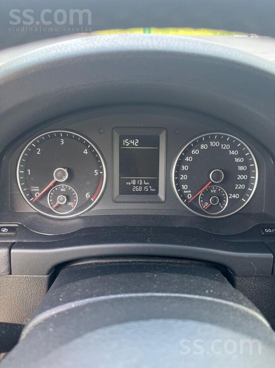 Volkswagen Golf Plus 2010 Ogre, ar dzinēja tilpumu 1.60 L un nobraukumu 268 tūkst. km par 2600 €, foto 9 vietnē AUTOMOTO.COM.LV
