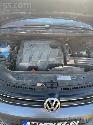 Volkswagen Golf Plus 2010 Ogre, ar dzinēja tilpumu 1.60 L un nobraukumu 268 tūkst. km par 2600 €, foto 12 vietnē AUTOMOTO.COM.LV
