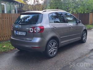 Volkswagen Golf Plus 2010 Rīga, ar dzinēja tilpumu 1.60 L un nobraukumu 456 tūkst. km par 1720 €, foto 5 vietnē AUTOMOTO.COM.LV