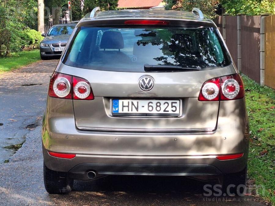 Volkswagen Golf Plus 2010 Rīga, ar dzinēja tilpumu 1.60 L un nobraukumu 456 tūkst. km par 1720 €, foto 6 vietnē AUTOMOTO.COM.LV