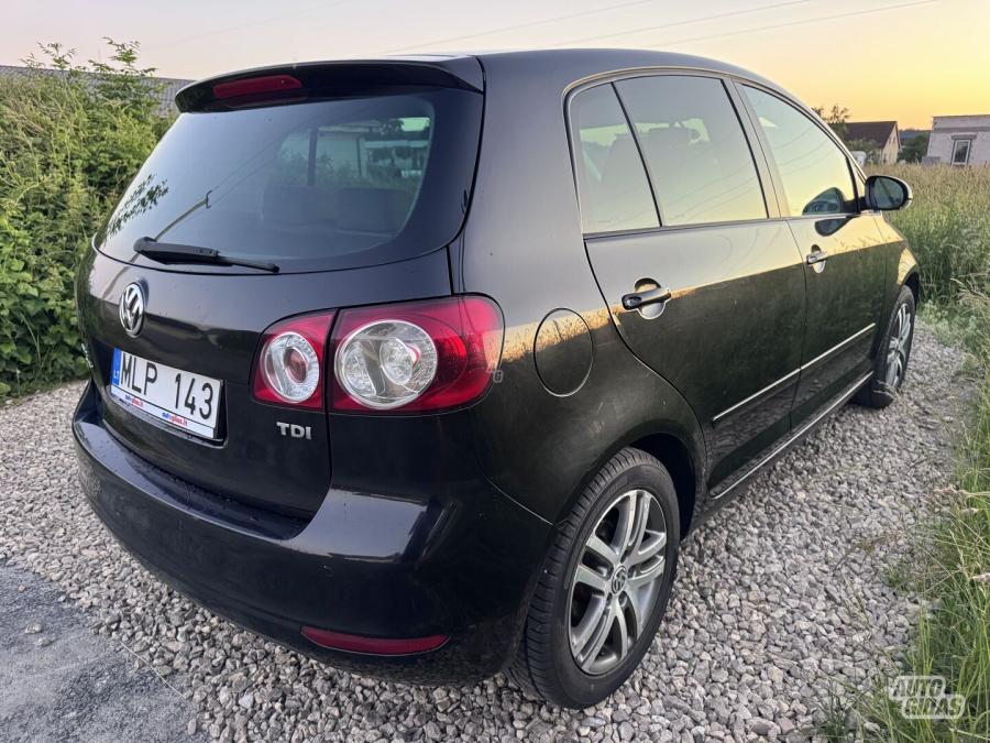 Volkswagen Golf Plus 2011 Kauņa, ar dzinēja tilpumu 1.60 L un nobraukumu 300 tūkst. km par 1550 €, foto 6 vietnē AUTOMOTO.COM.LV