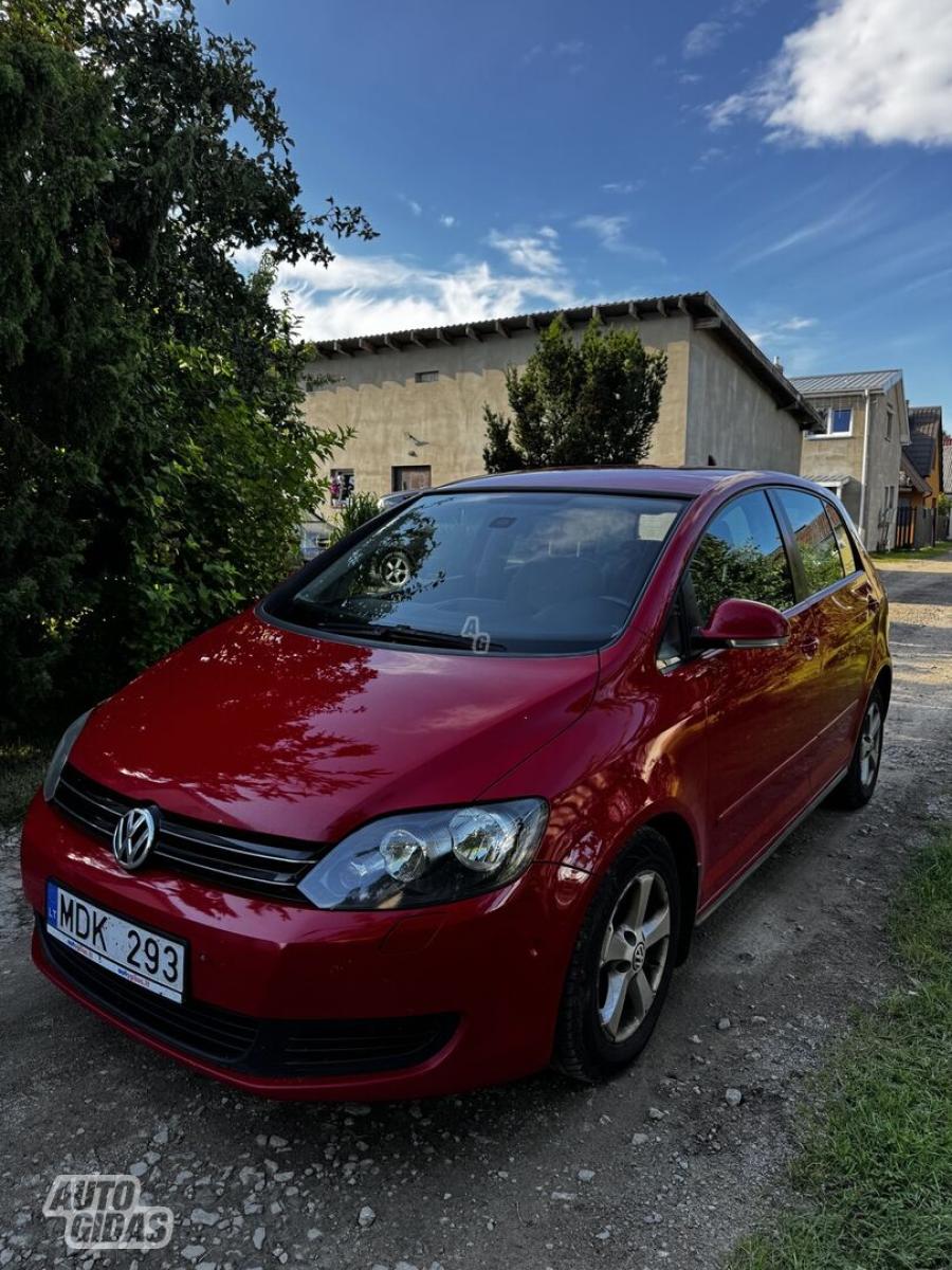 Volkswagen Golf Plus 2011 in Siauliai, with an engine capacity of 1.60 L and mileage of 300 thousand km for 3500 €, photo 4 on AUTOMOTO.COM.LV