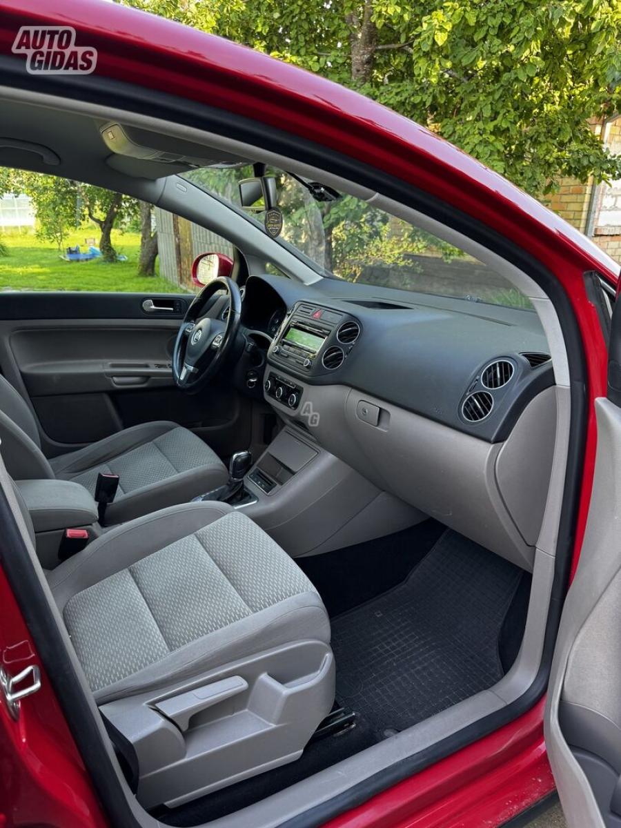 Volkswagen Golf Plus 2011 in Siauliai, with an engine capacity of 1.60 L and mileage of 300 thousand km for 3500 €, photo 9 on AUTOMOTO.COM.LV