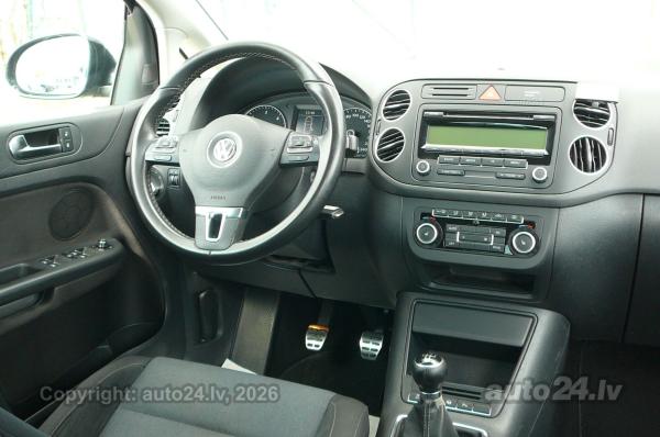 Volkswagen Golf Plus 2011 in Johvi, with an engine capacity of 1.60 L and mileage of 186 thousand km for 4900 €, photo 3 on AUTOMOTO.COM.LV