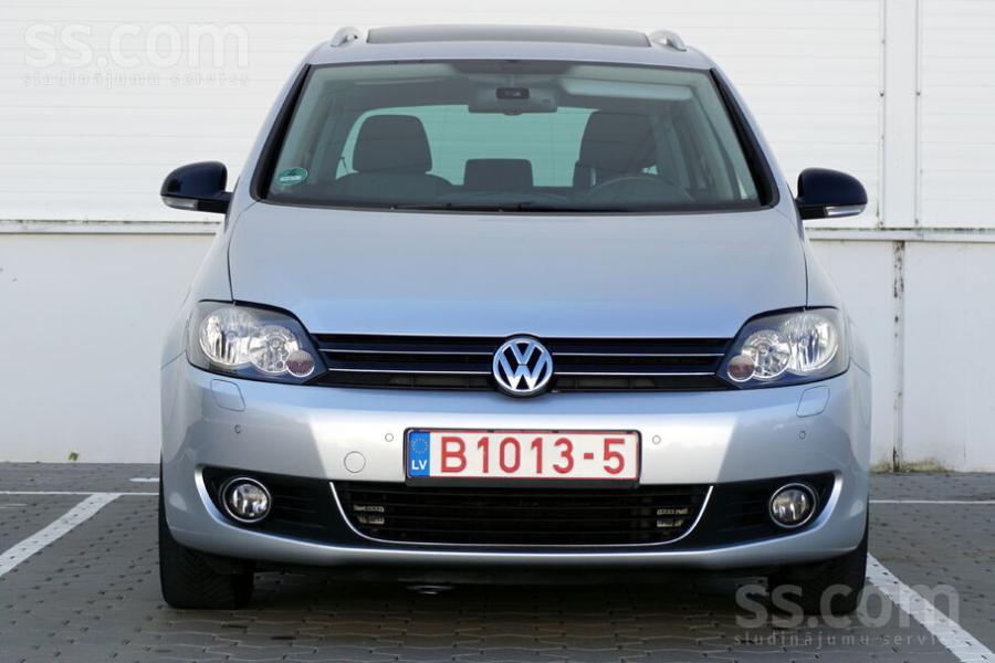 Volkswagen Golf Plus 2012 in Riga, with an engine capacity of 1.60 L and mileage of 193 thousand km for 4970 €, photo 2 on AUTOMOTO.COM.LV