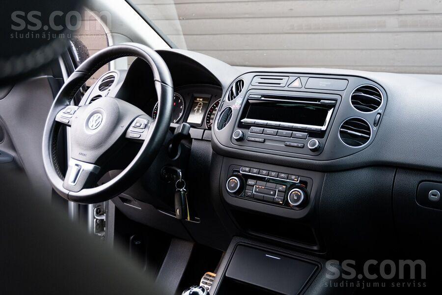 Volkswagen Golf Plus 2012 in Riga, with an engine capacity of 1.20 L and mileage of 198 thousand km for 5390 €, photo 5 on AUTOMOTO.COM.LV