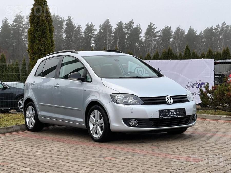 Volkswagen Golf Plus 2012 Cēsis, ar dzinēja tilpumu 1.60 L un nobraukumu 198 tūkst. km par 5750 €, foto 4 vietnē AUTOMOTO.COM.LV