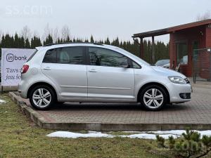 Volkswagen Golf Plus 2012 Cēsis, ar dzinēja tilpumu 1.60 L un nobraukumu 198 tūkst. km par 5750 €, foto 7 vietnē AUTOMOTO.COM.LV
